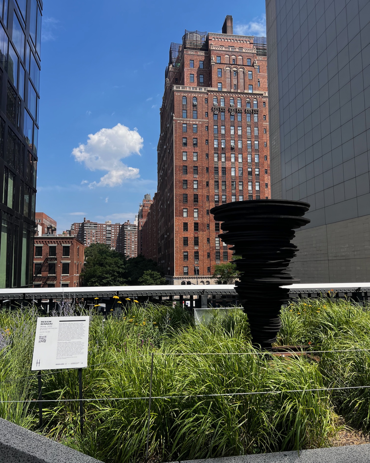 Walk The High Line in New York for Beautiful Views - Live Fit Magazine